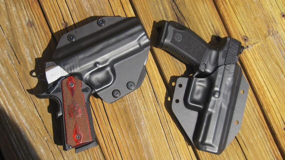 Review: Alien Gear Cloak Mod OWB Holster & Cloak Dock System - USA Carry