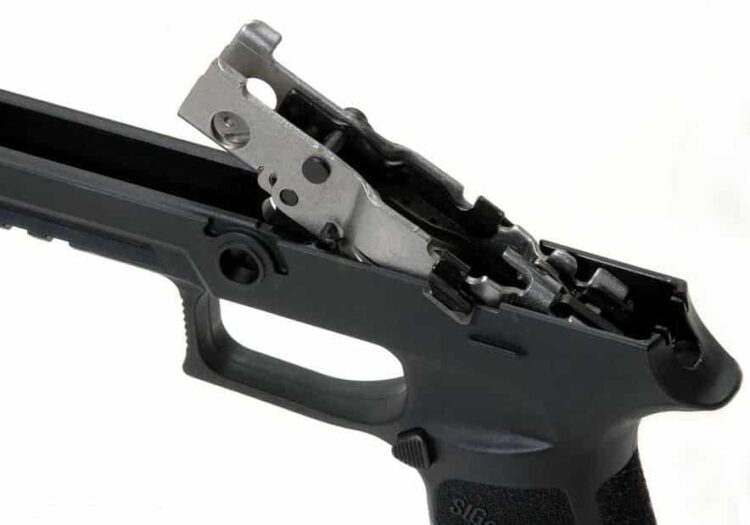 [FIREARM REVIEW] SIG SAUER P320 Selected by U.S. Army as Its Handgun