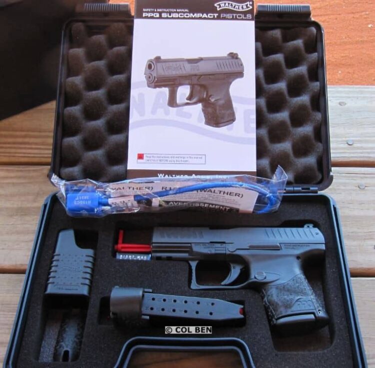 Walther PPQ M2 Sub-Compact Review [HANDS-ON] - USA Carry