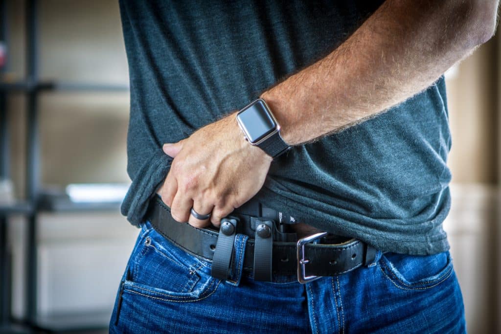 Single-Hand Pistol Manipulation: An Often Overlooked Skill - USA Carry