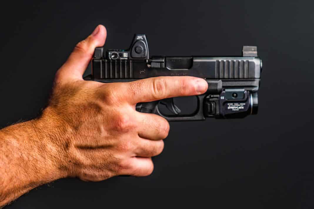 Handing Guns to Others: An Essential Safety Skill - USA Carry