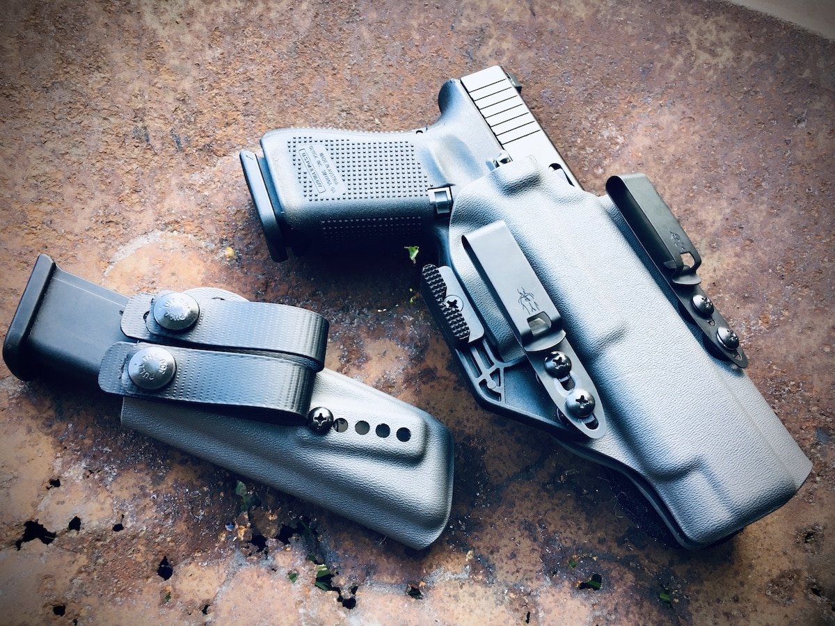 JM Custom Kydex Wing Claw 2.0 Review: The Perfect AIWB holster?
