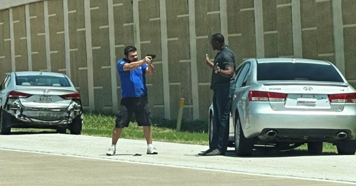 Road Rage Leads To Victim Looking At The Wrong End of a Gun - USA Carry