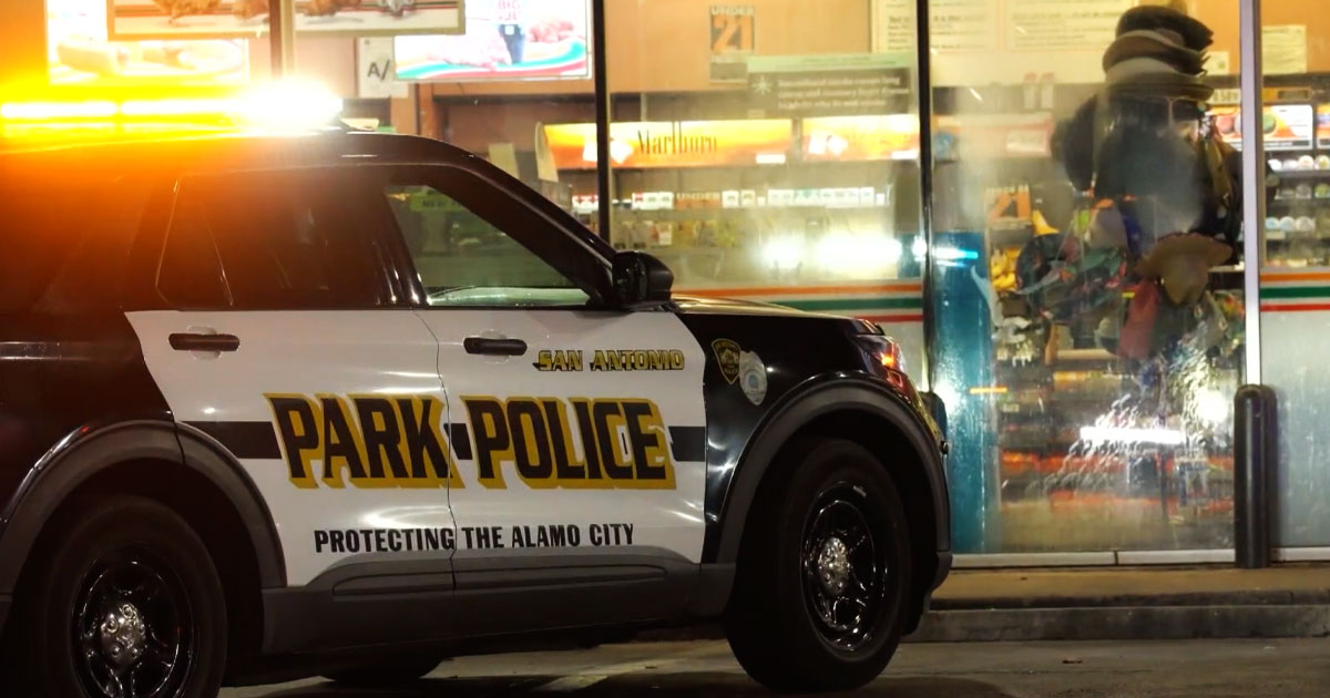 7-Eleven Clerk Turns Tables on Armed Robber - USA Carry