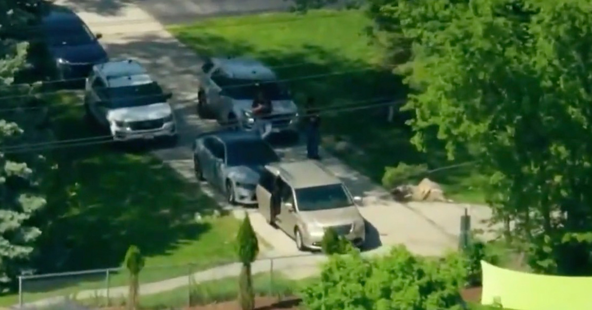 Homeowner Holds Suspect At Gunpoint After High Speed Chase Through