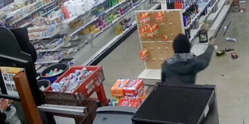 Racking a Pistol Slide: Devices to Supplement Your Technique - USA Carry